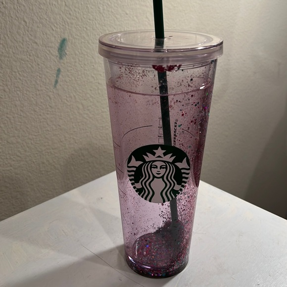 Starbucks | Kitchen | Starbucks Liquid Glitter Cold Cup 24 Oz | Poshmark